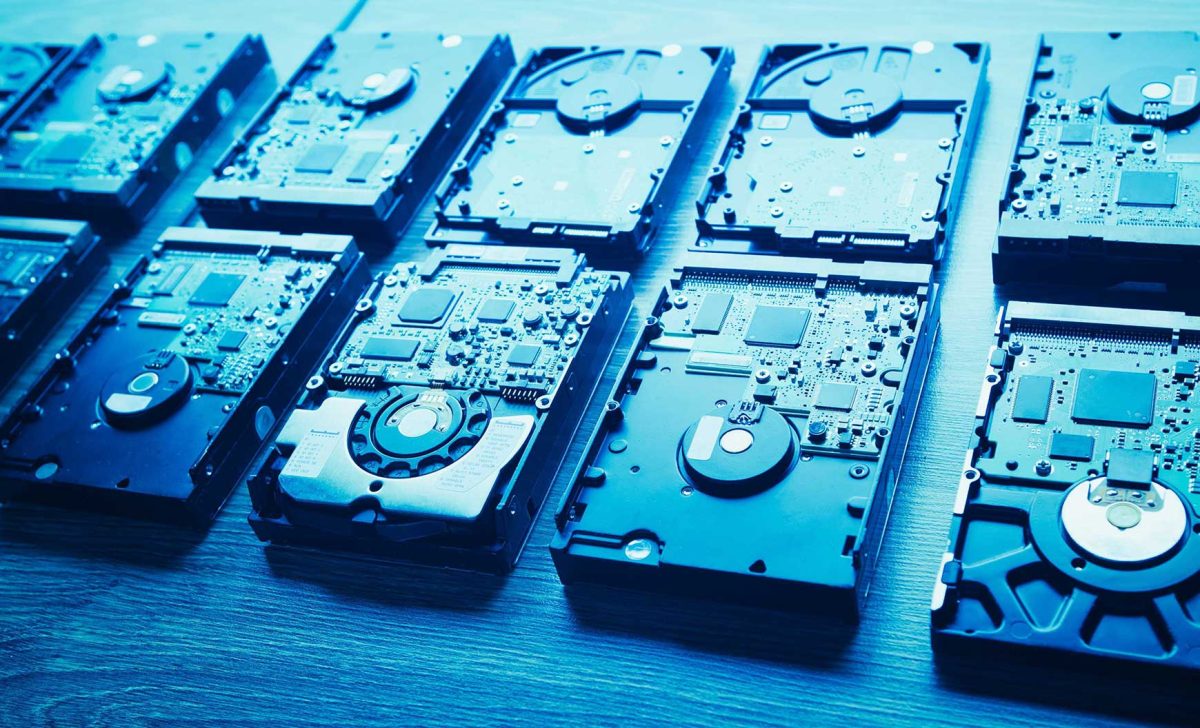 Exploring the Advantages & Disadvantages of External Hard Drives